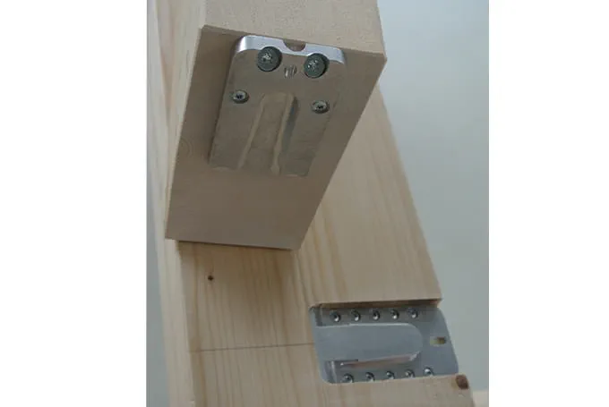 Houtverbindingen maken » balken onzichtbaar verbinden